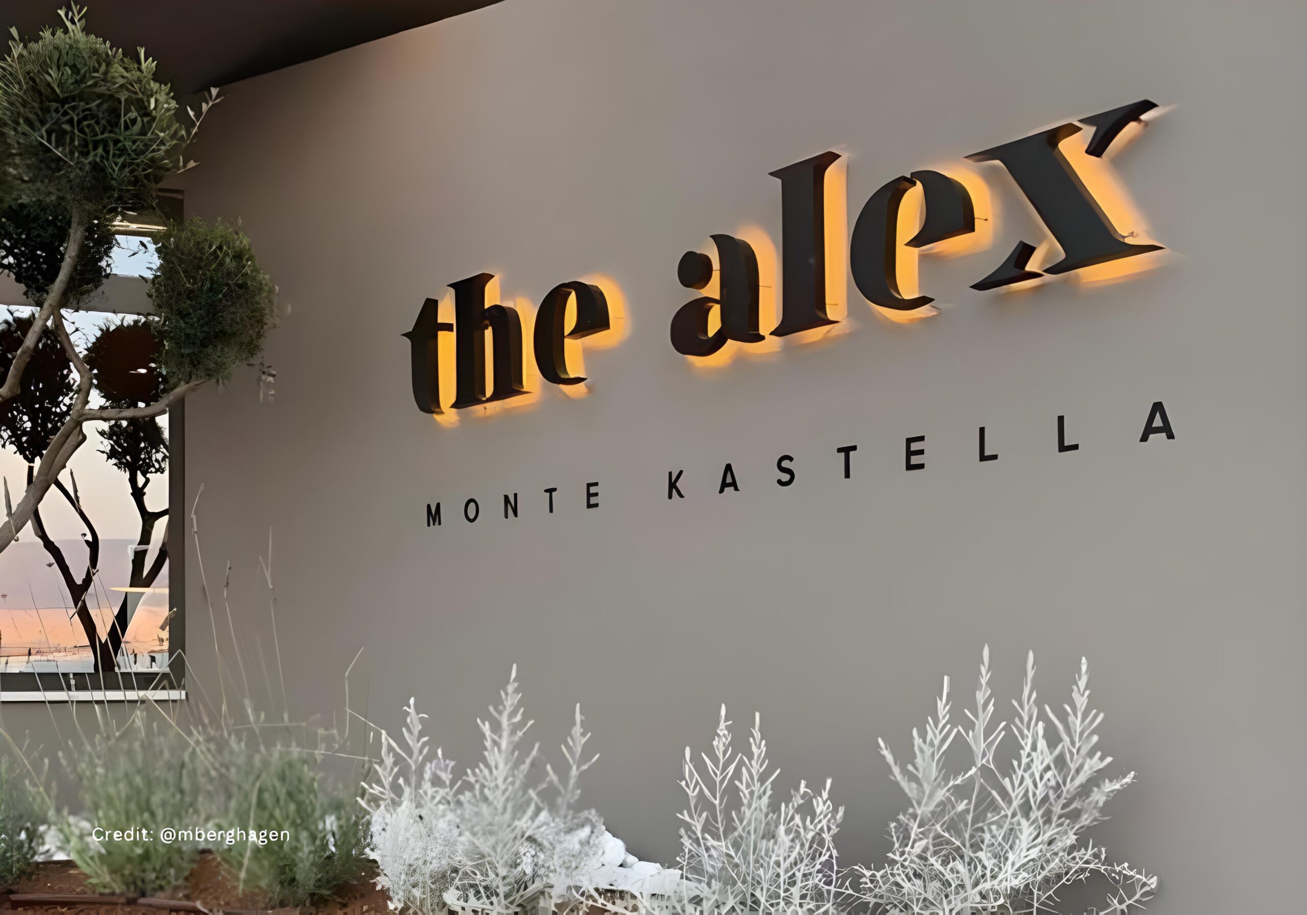 The Alex Monte Kastella - CB Design